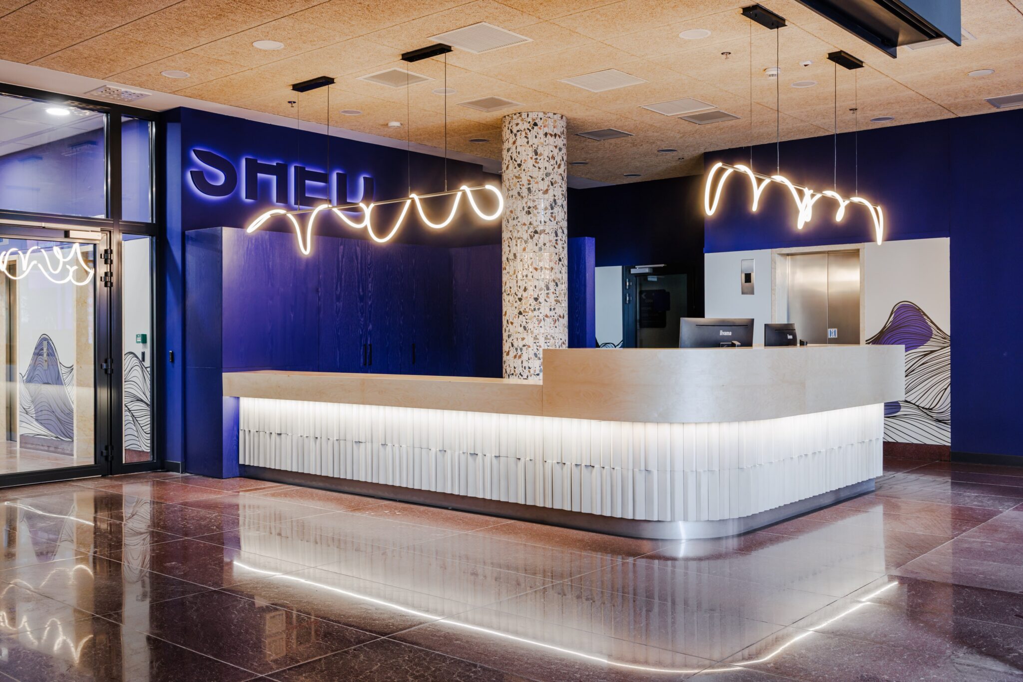 SHED Warsaw Sky Living - nowoczesne zakwaterowanie dla studentów